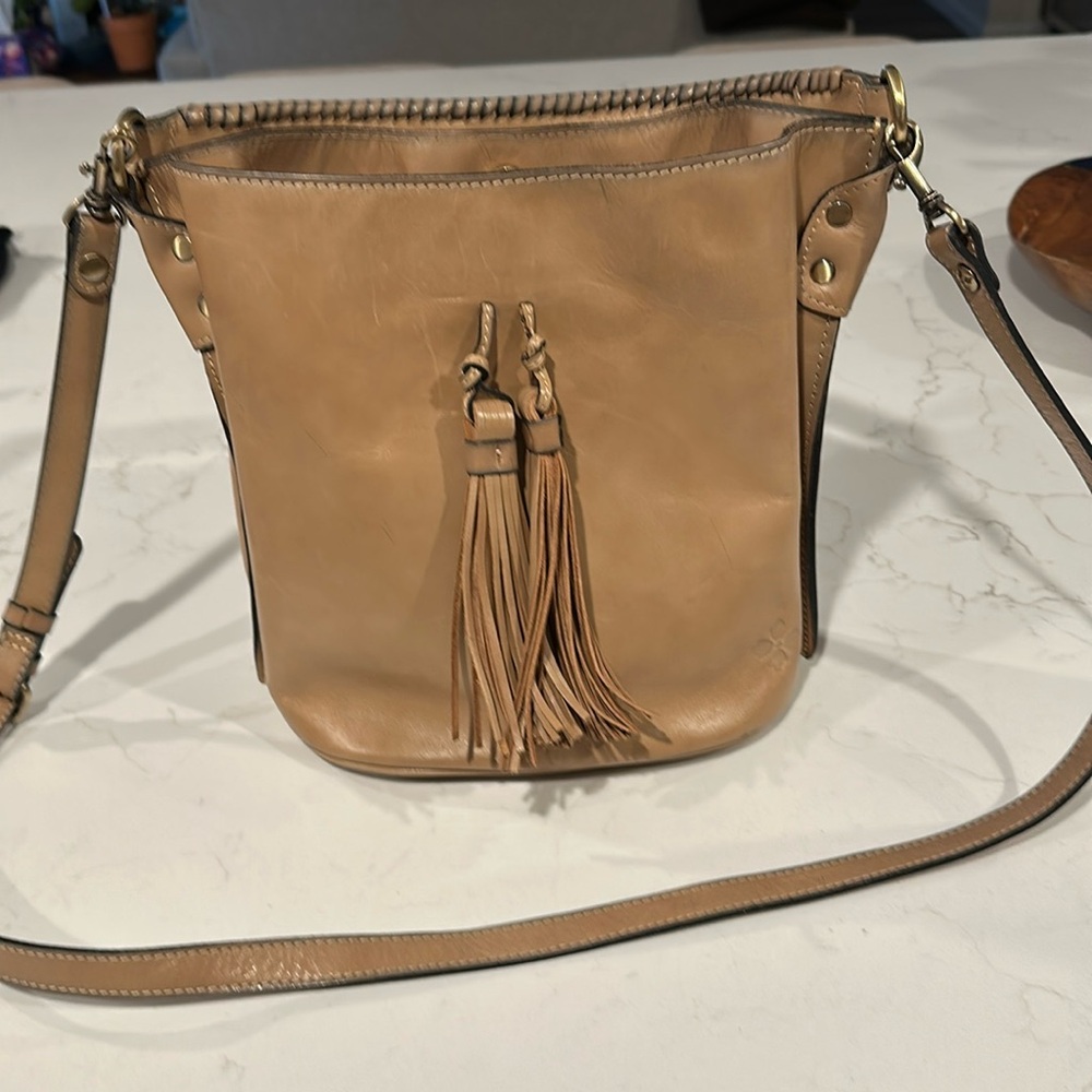Patricia Nash Otavia Bucket Bag - Heritage Biscuit. G… - Gem